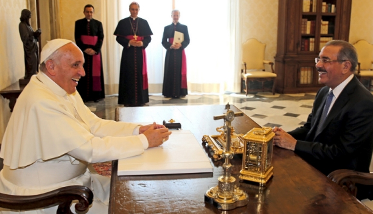 Claudio Concepcion – Danilo Medina y Papa Francisco hablan política ...